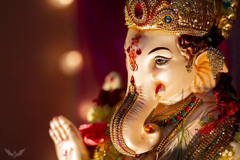 Hinduism, Does it have 33 million Gods? | TwoTravelersStory